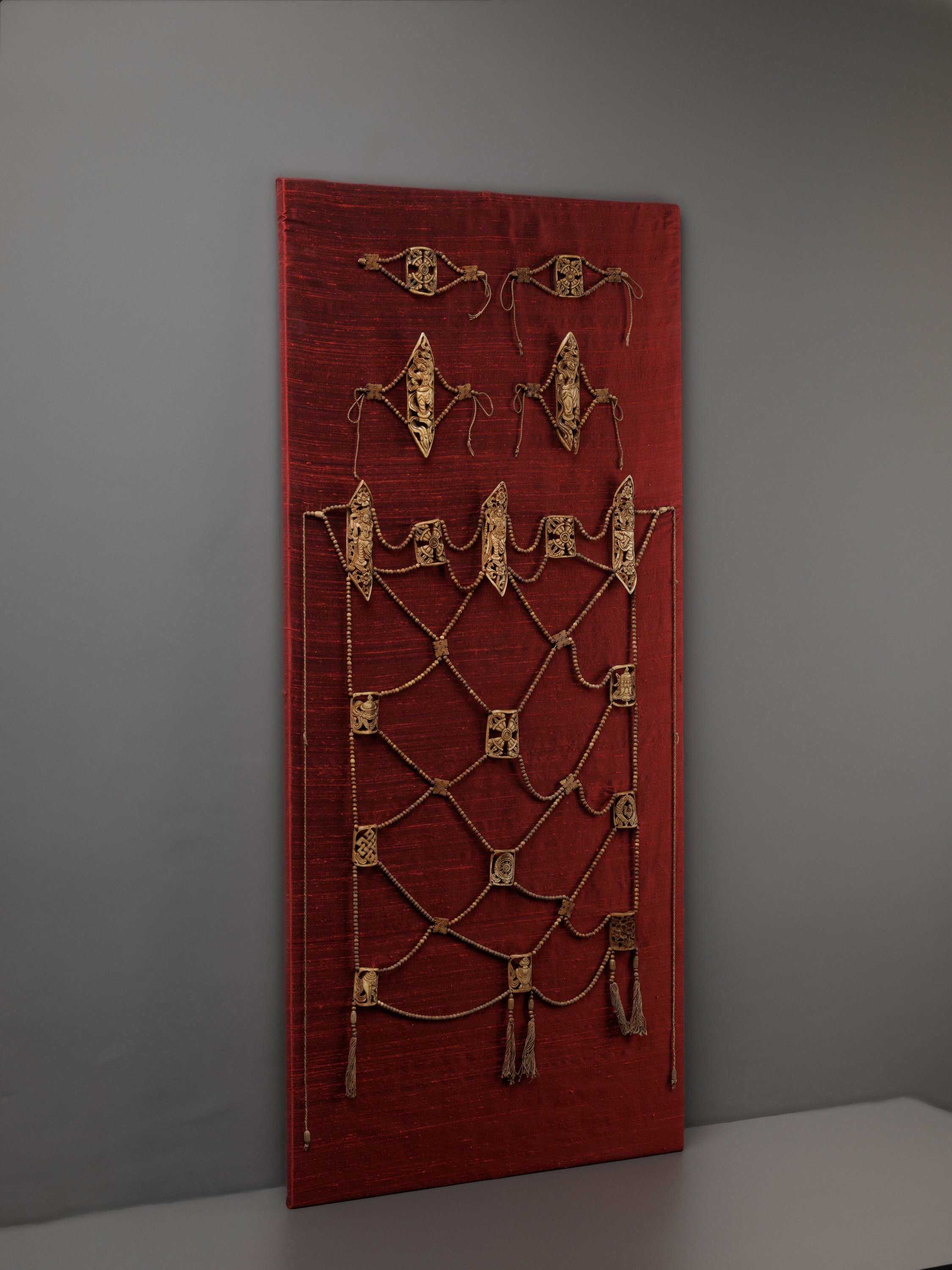 Lot 48 - A TIBETAN RITUAL BONE APRON, 18TH-19TH