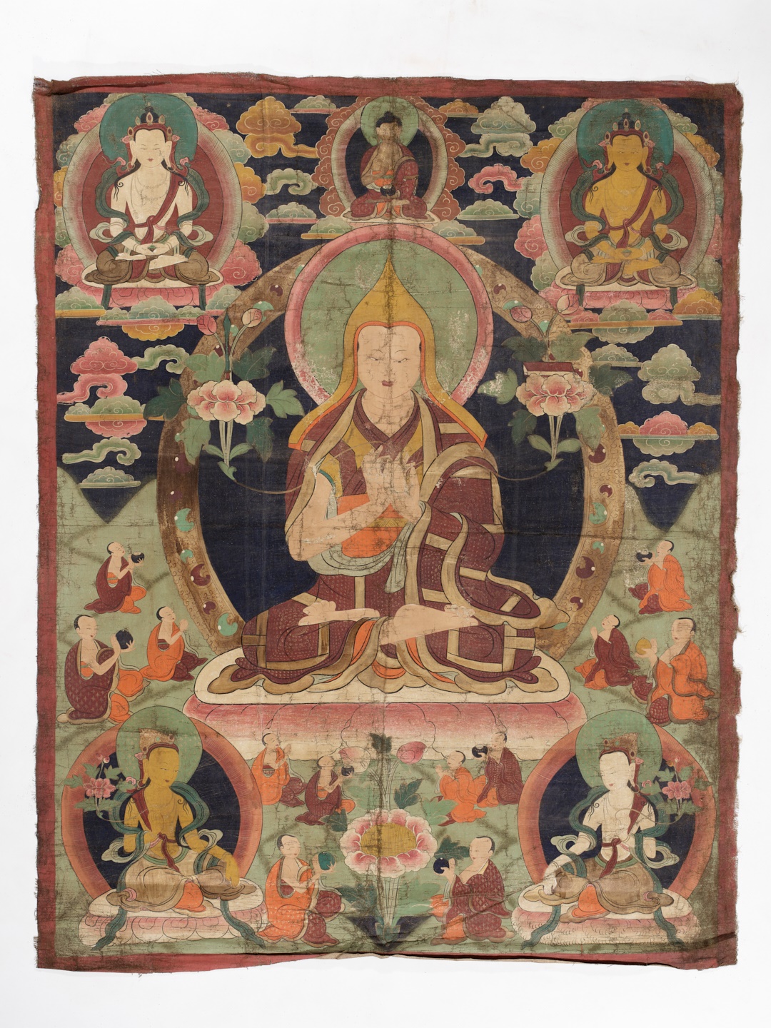 Lot 531 - A MONUMENTAL WALL THANGKA OF TSONGKAPA