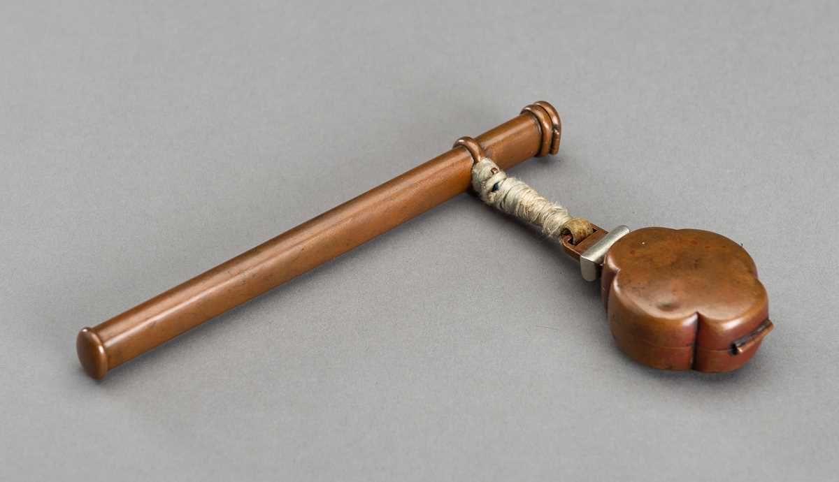 Lot 1651 - A COPPER AND SILVER YATATE, EDO