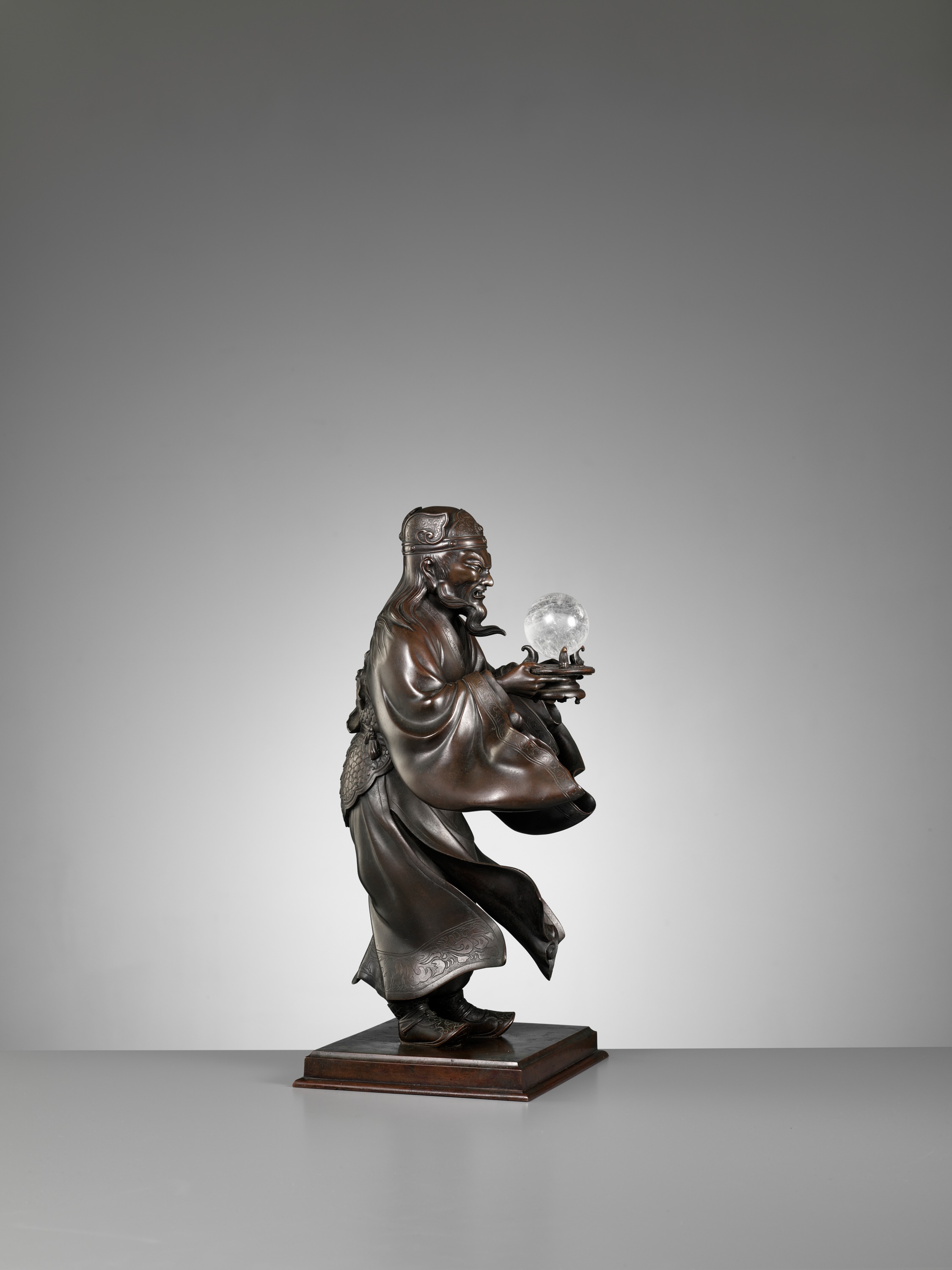 Lot 55 - AN IMPRESSIVE BRONZE OKIMONO OF RYUJIN