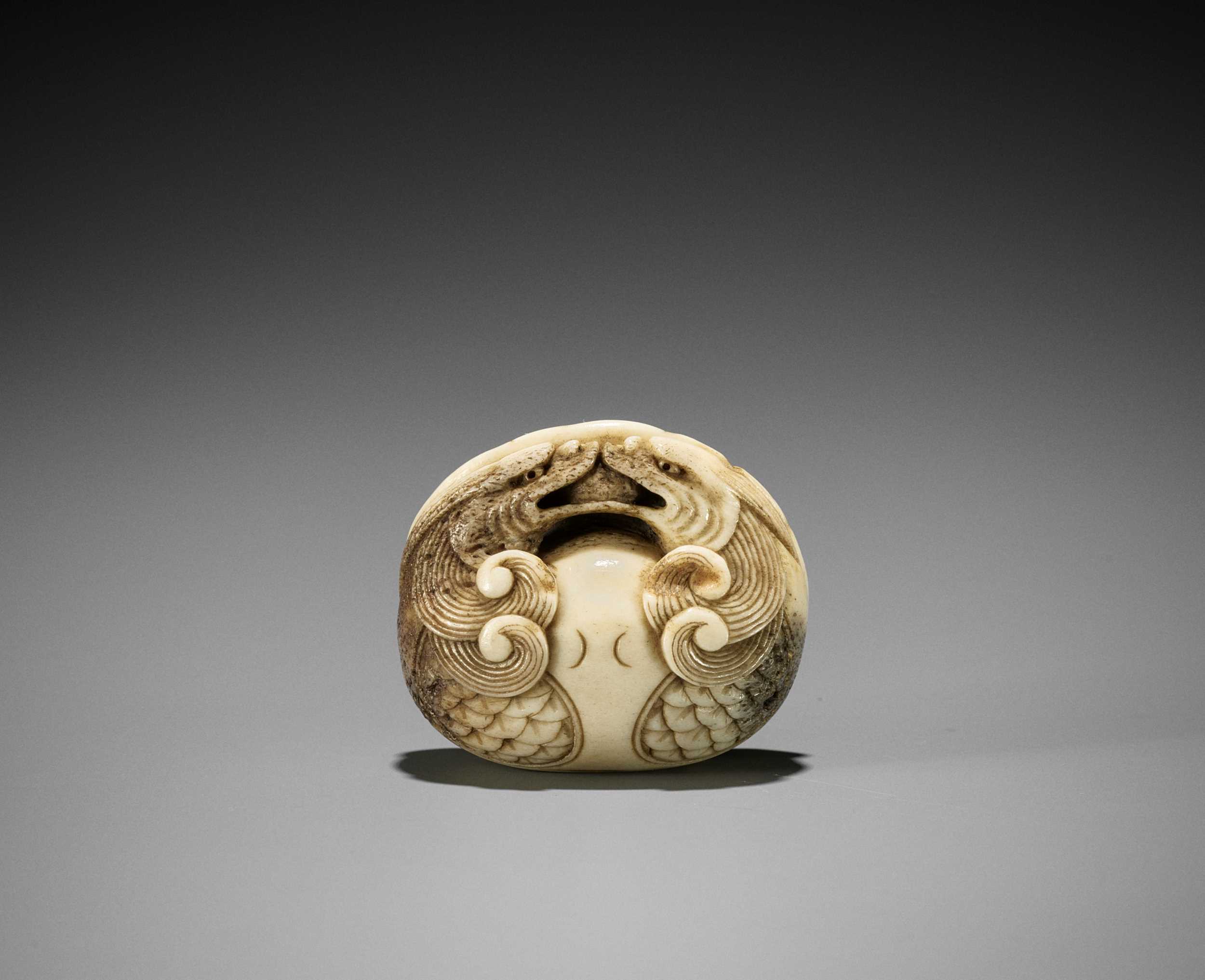Lot 1537 - A FINE STAG ANTLER NETSUKE OF A DOUBLE