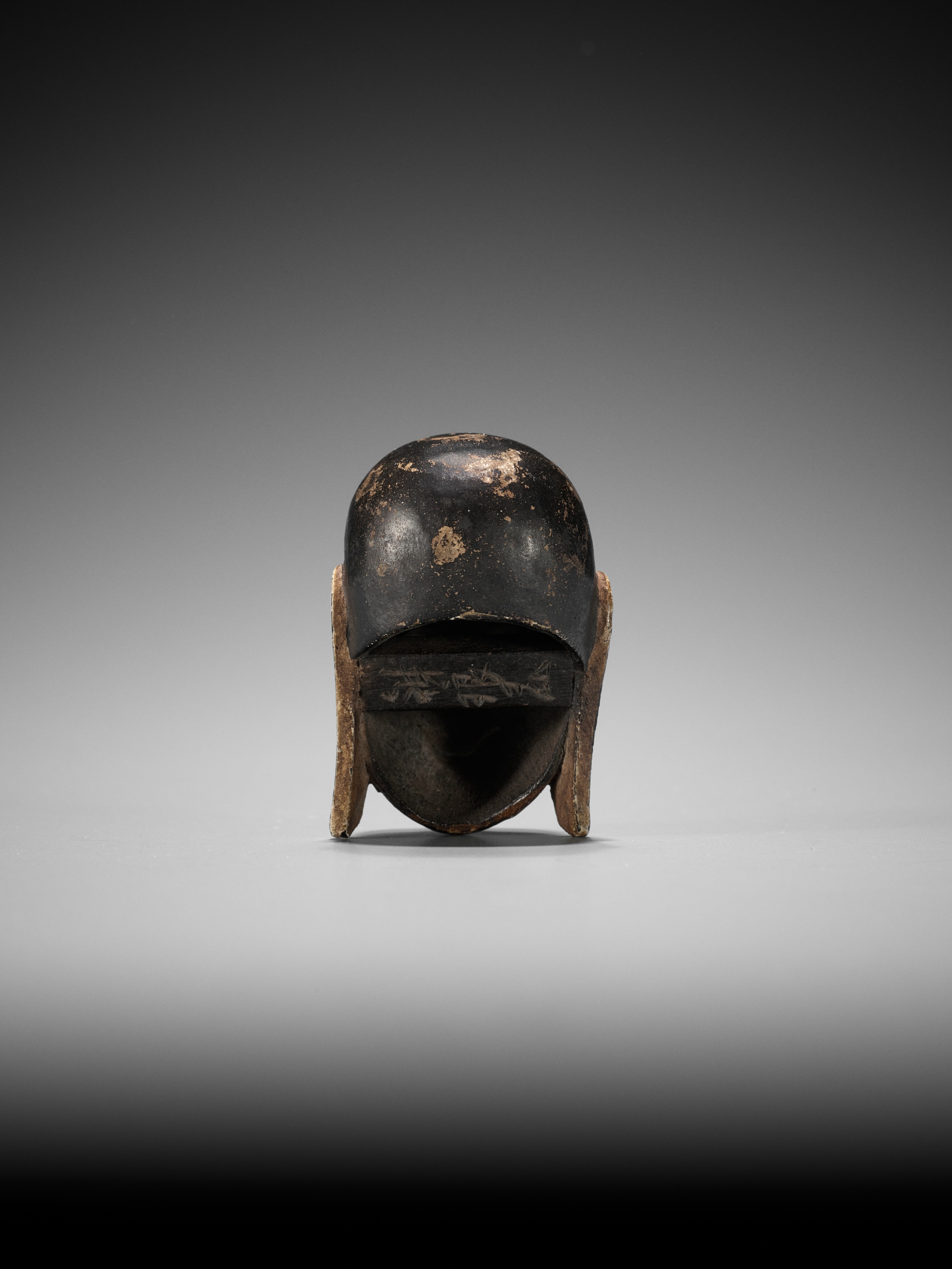 Lot 255 - TETSURO: A LACQUERED WOOD GIGAKU MASK