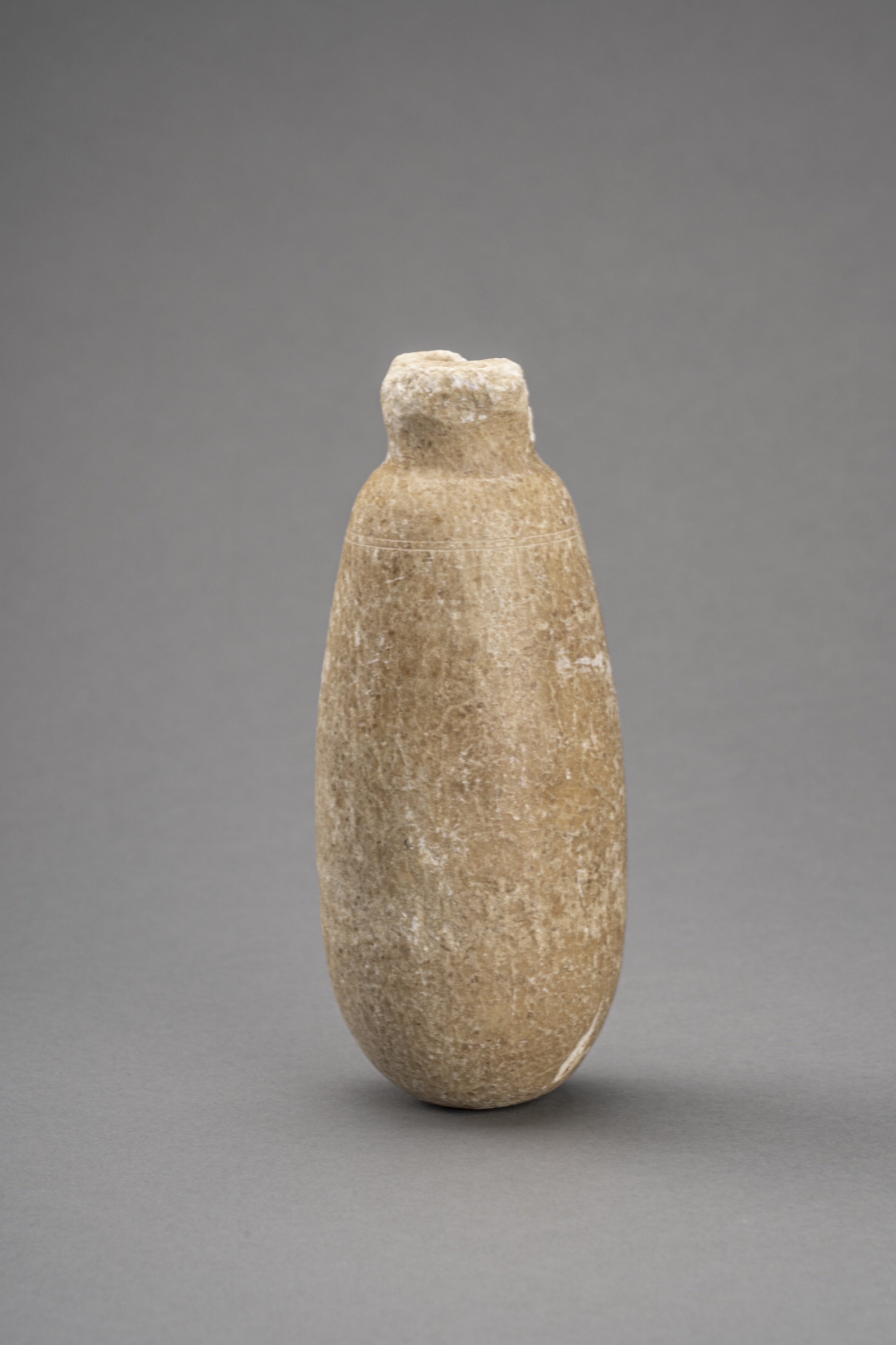 Lot 988 - A BACTRIAN CALCITE VASE