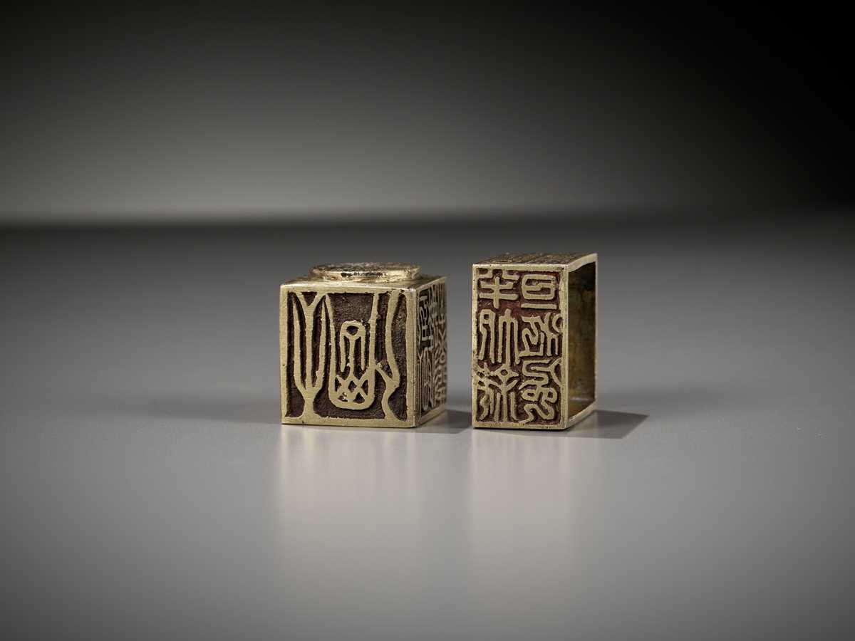 Lot 491 - A COMPLETE SET OF SIX BRONZE NESTING SEALS,