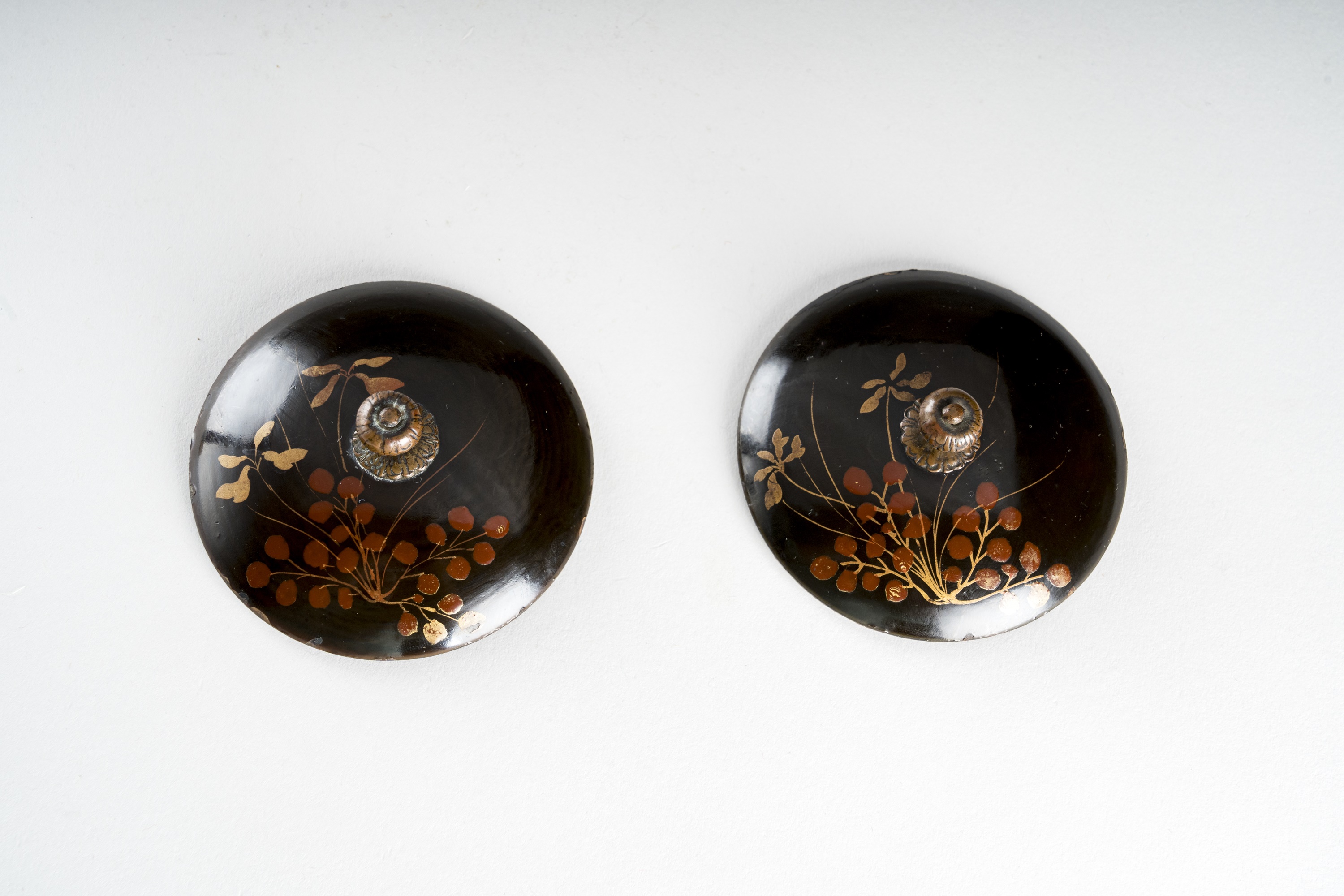 Lot 1154 - A PAIR OF CAST IRON SAKE EWERS CHOSHI, EDO