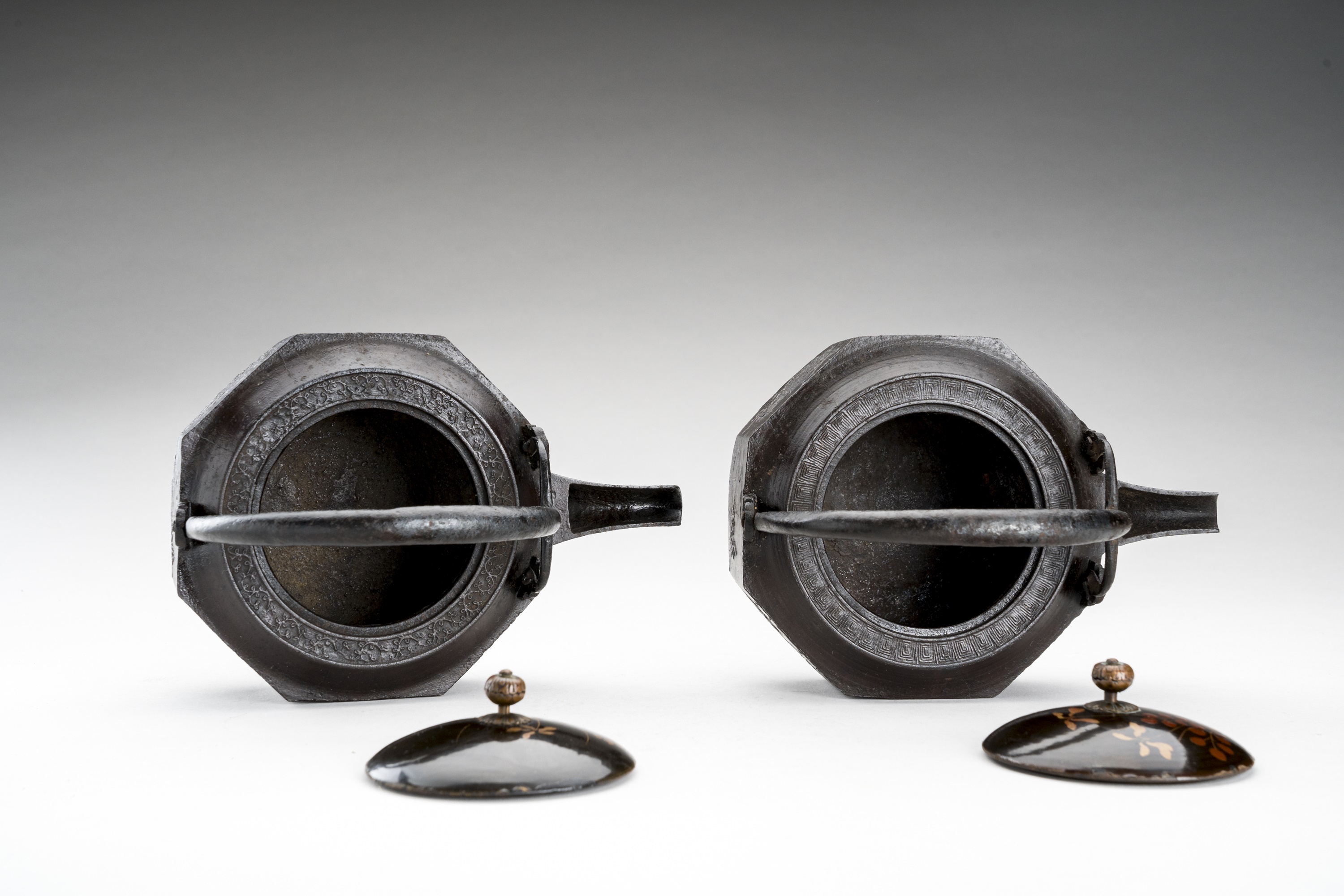 Lot 1154 - A PAIR OF CAST IRON SAKE EWERS CHOSHI, EDO