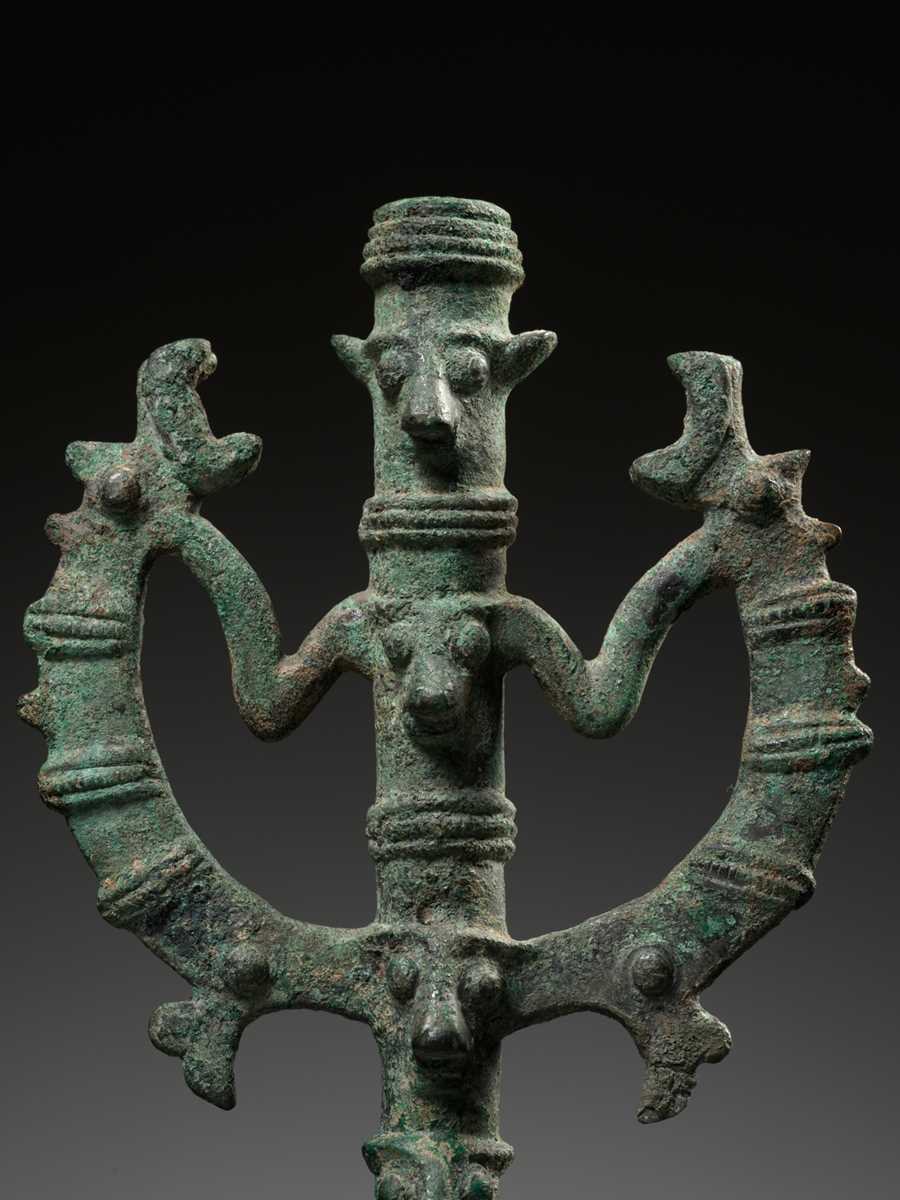 Lot 674 - A LURISTAN BRONZE ‘MASTER OF ANIMALS’