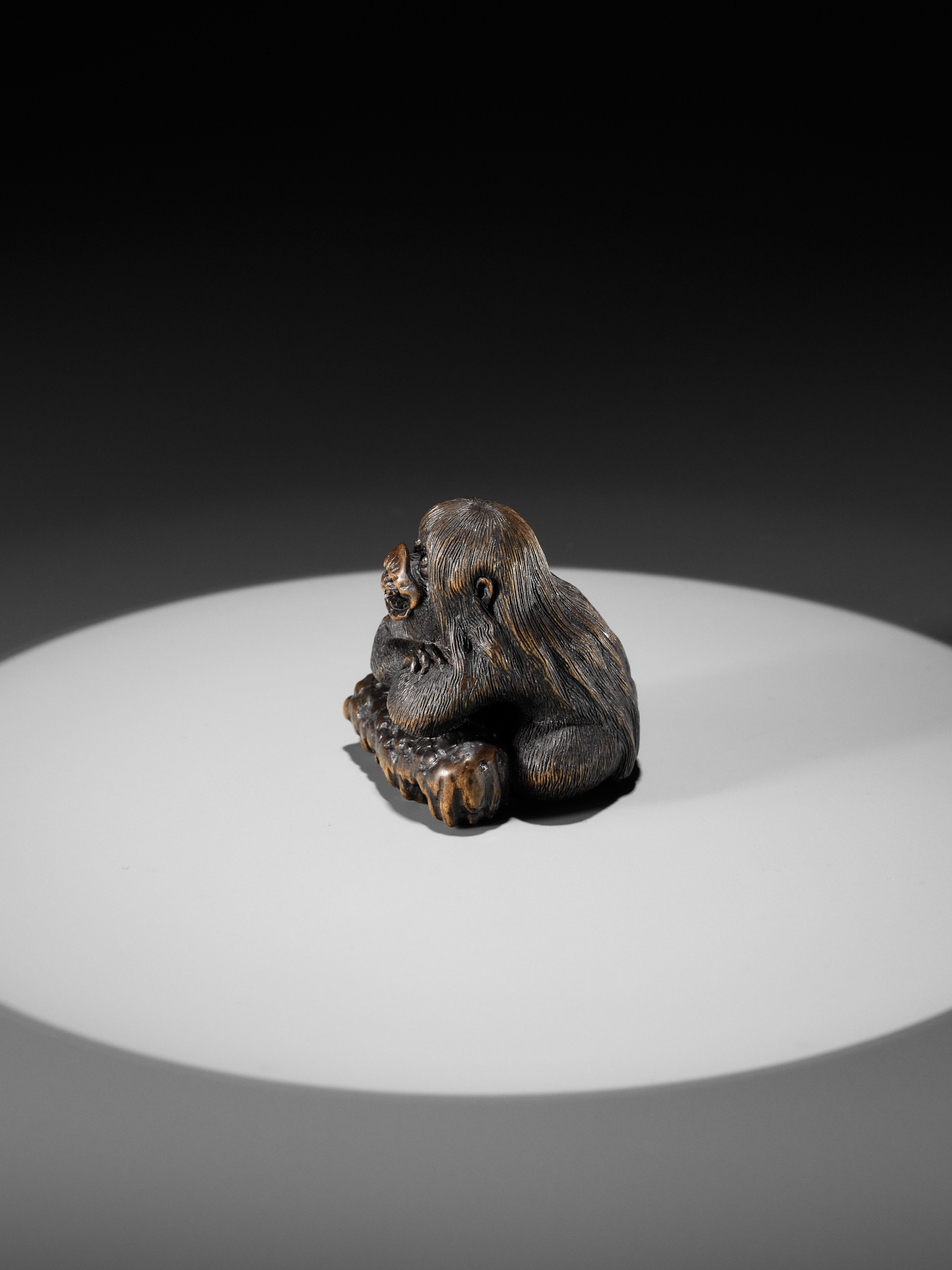Lot 236 - HOSHUNSAI MASAYUKI: A MASTERFUL WOOD NETSUKE