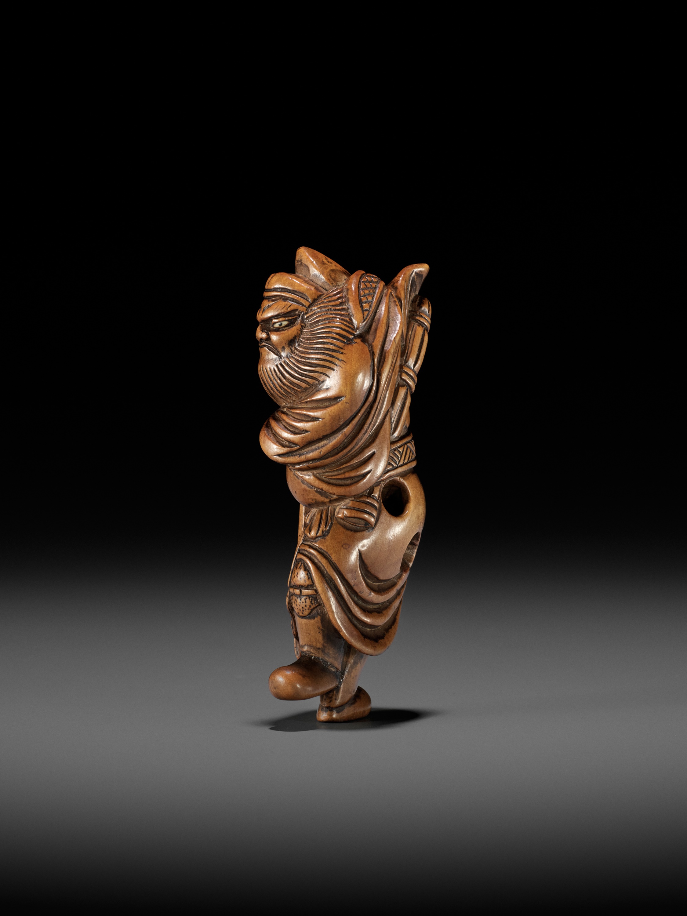 Lot 15 - A GOOD WOOD NETSUKE OF SHOKI