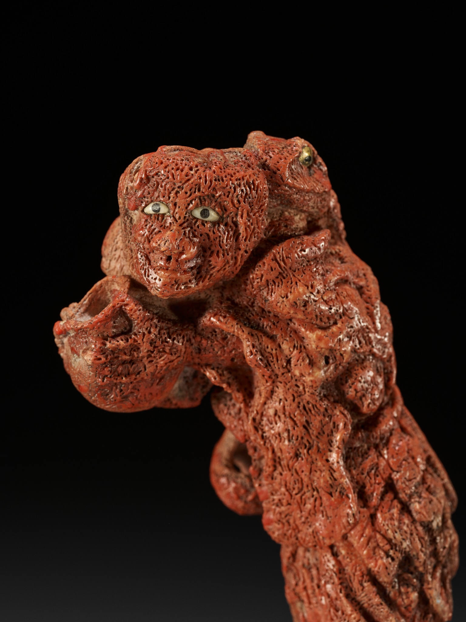 Lot 300 - AN EXCEPTIONALLY RARE AND LARGE SOLID CORAL