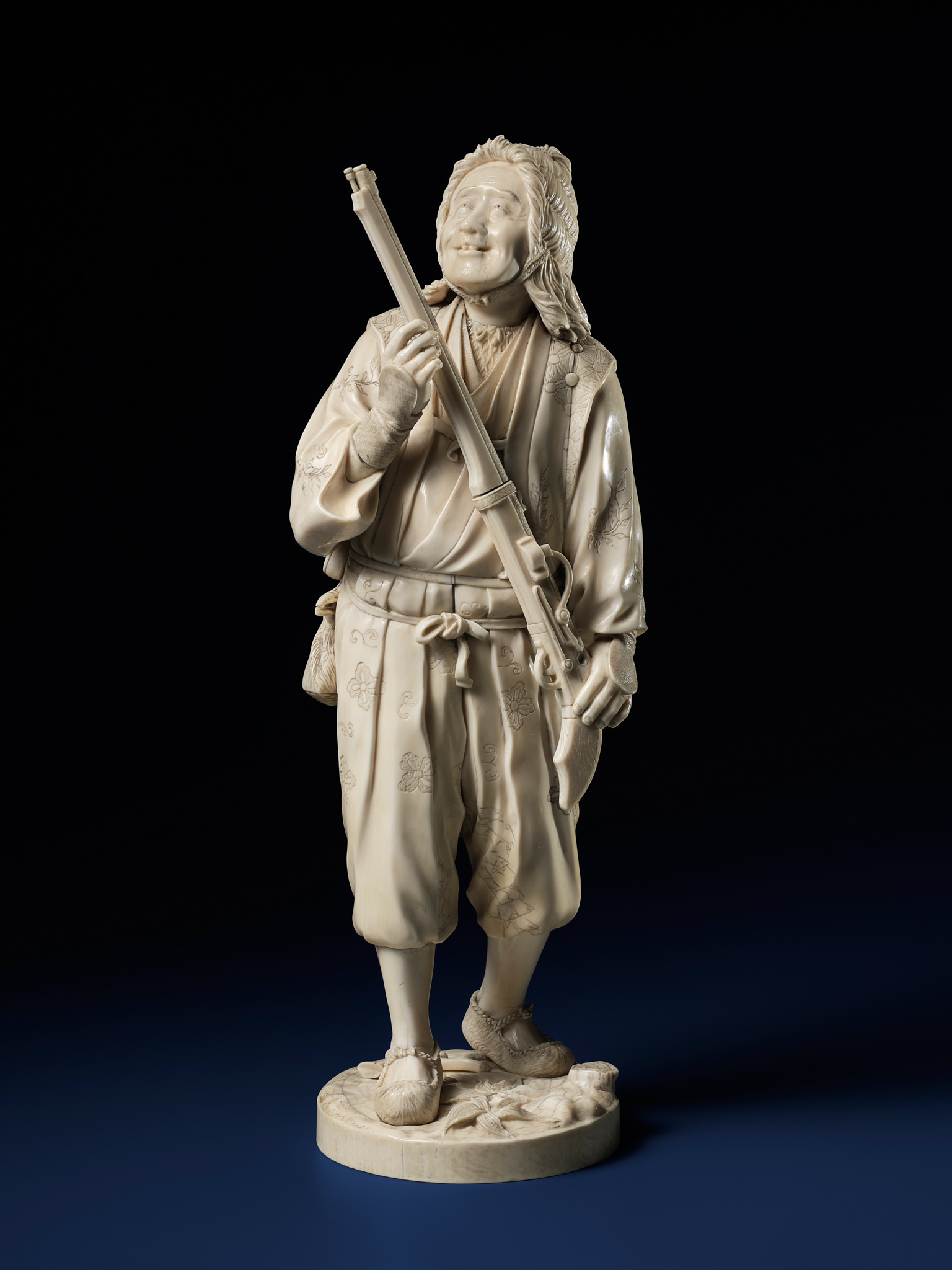 Lot 268 - MASAMITSU: A RARE AND LARGE TOKYO SCHOOL