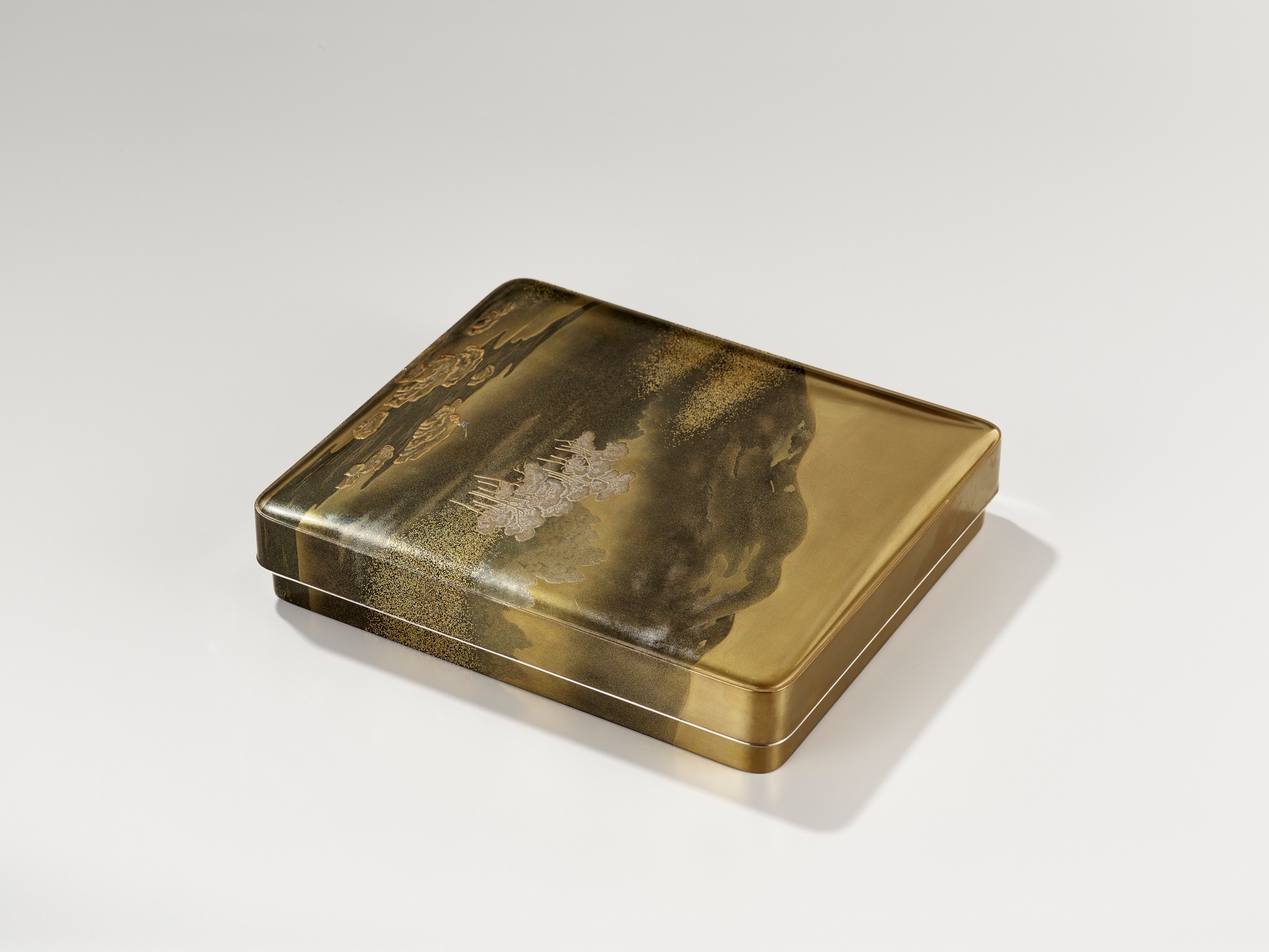 Lot 37 - FUNABASHI SHUMIN: AN IMPERIAL PRESENTATION