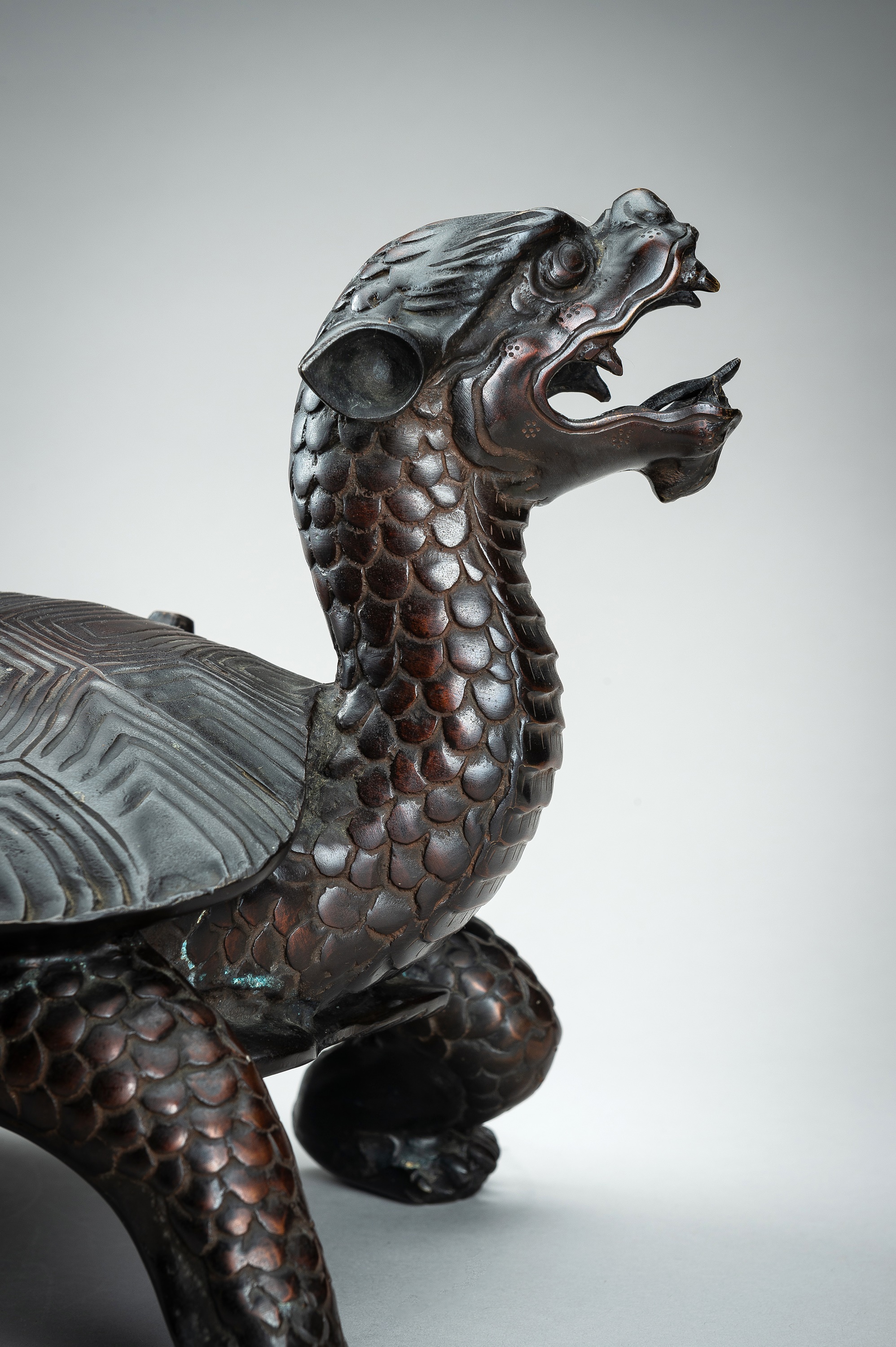 Lot 14 - A VERY LARGE BRONZE OKIMONO OF A MINOGAME,