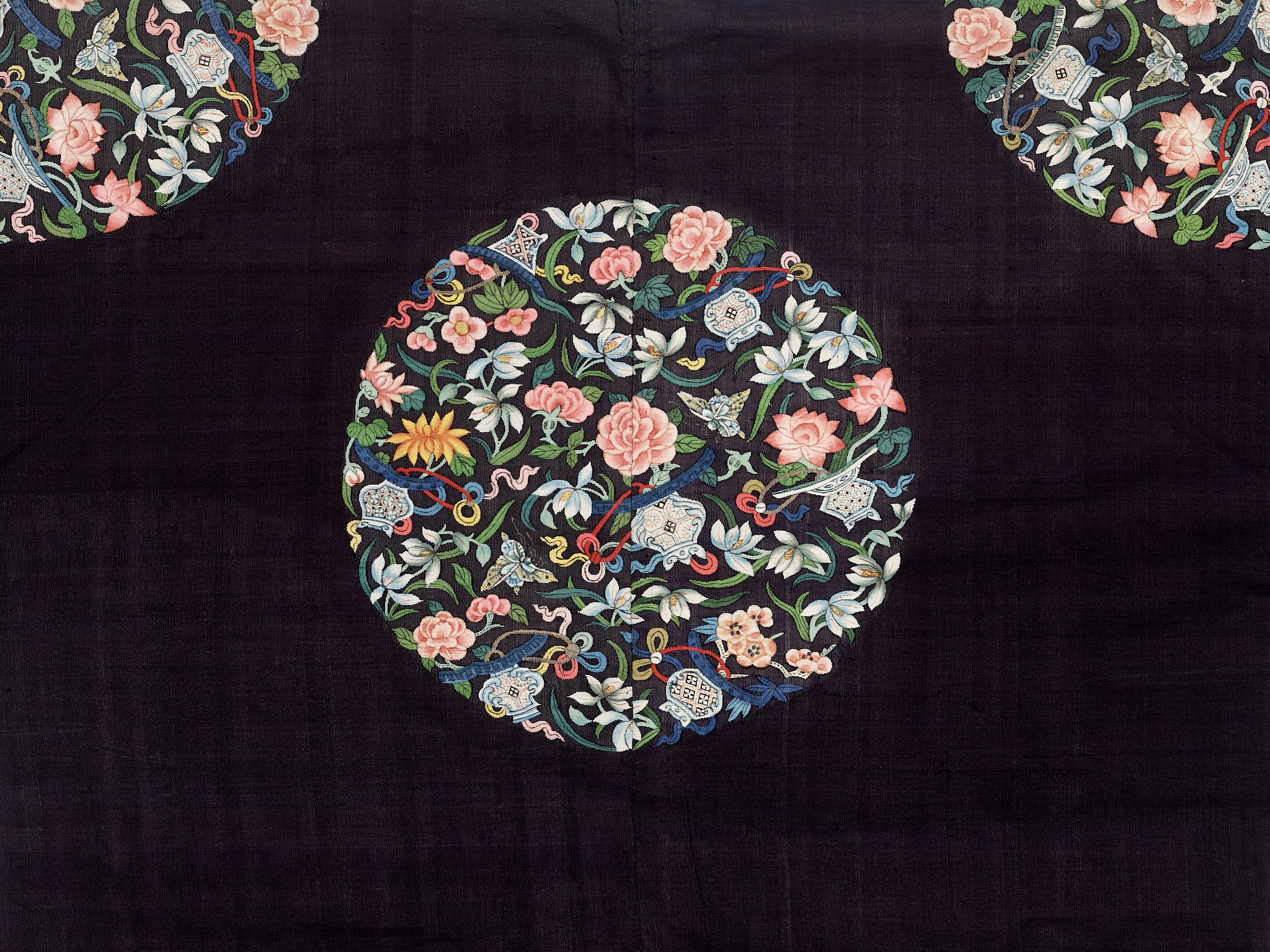 Lot 406 - A SEMI-FORMAL MIDNIGHT-BLUE-GROUND KESI SILK