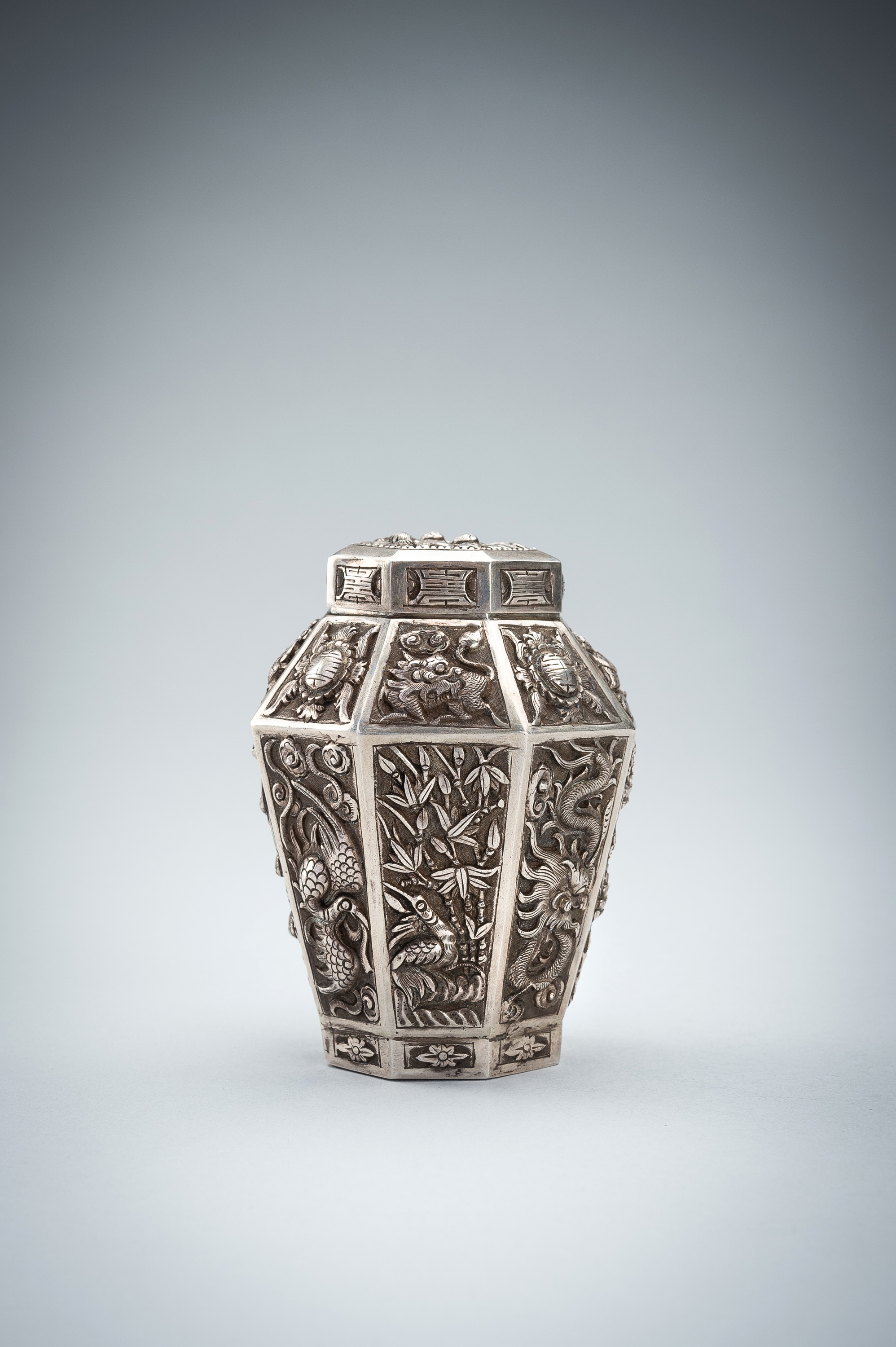 Lot 970 - A LIDDED SILVER CONTAINER WITH MYTHICAL