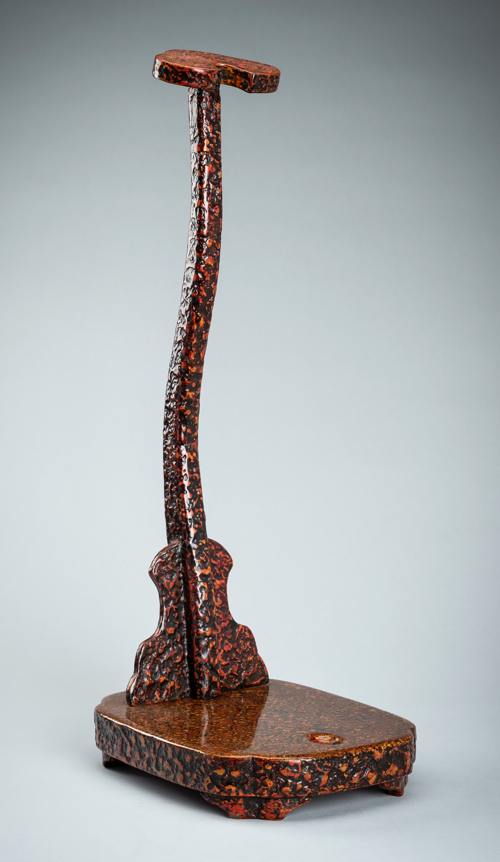 Lot 41 - A TSUGARU LACQUER TACHI KAKE (STAND FOR A