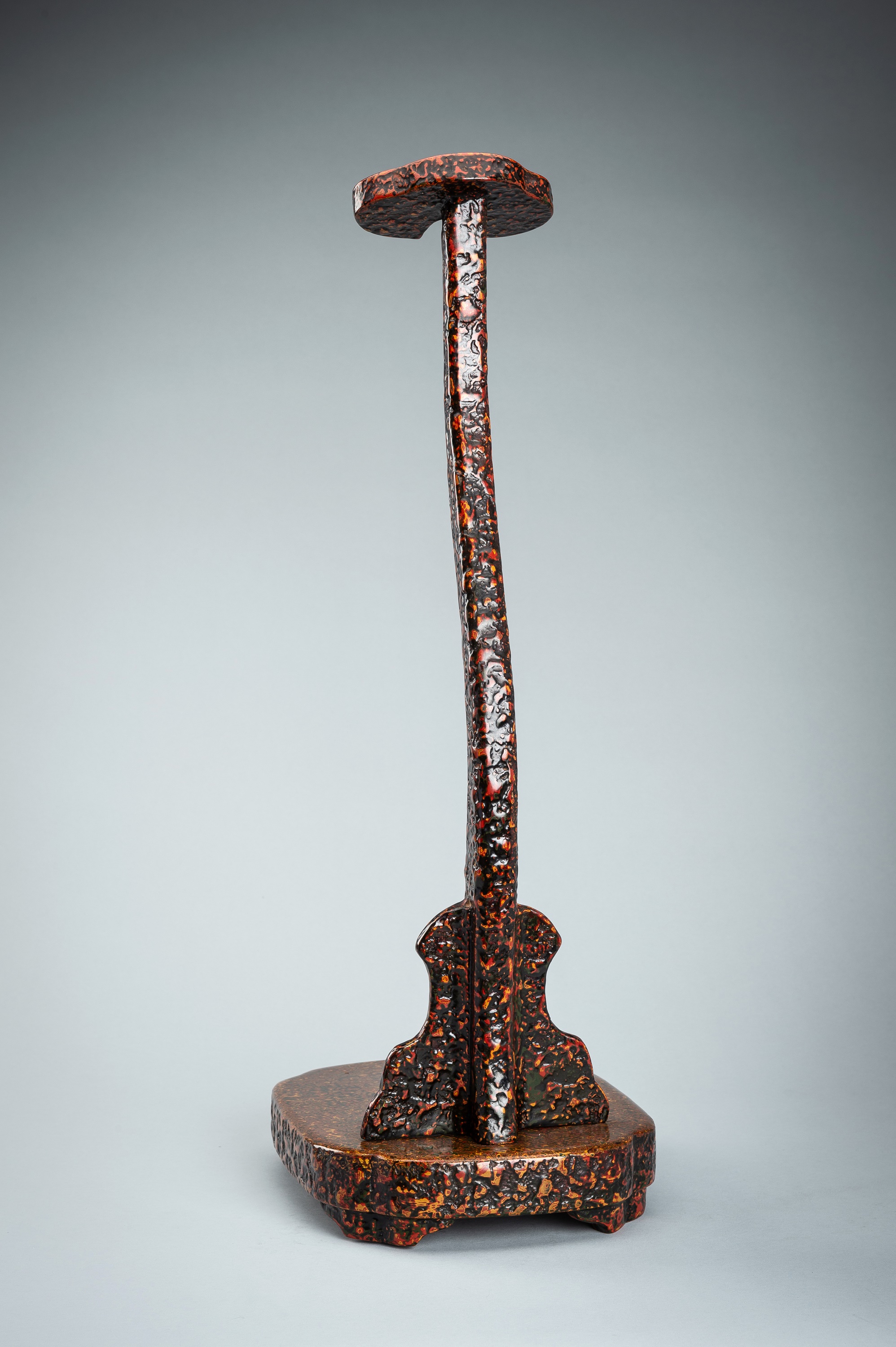 Lot 41 - A TSUGARU LACQUER TACHI KAKE (STAND FOR A