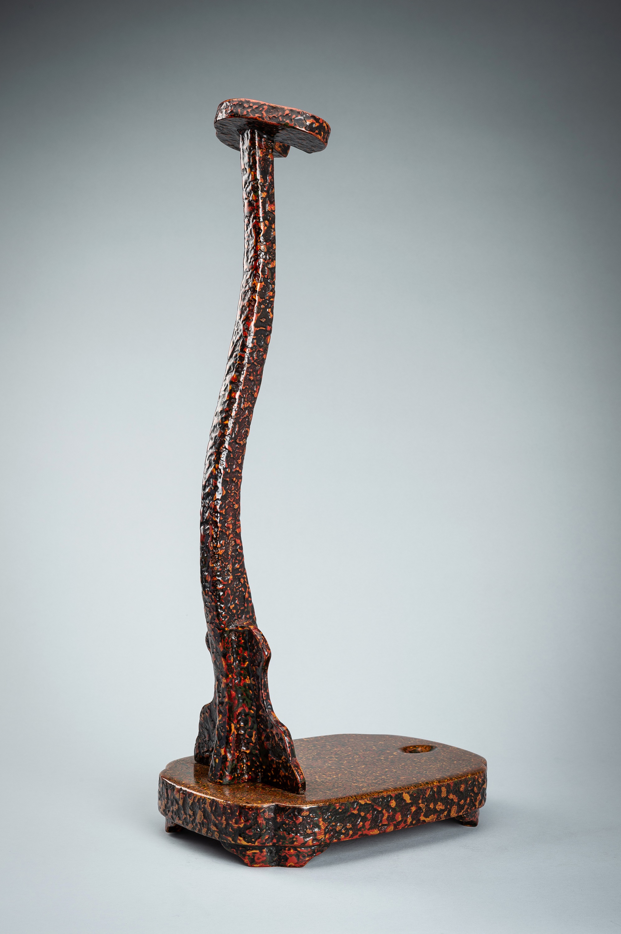 Lot 41 - A TSUGARU LACQUER TACHI KAKE (STAND FOR A
