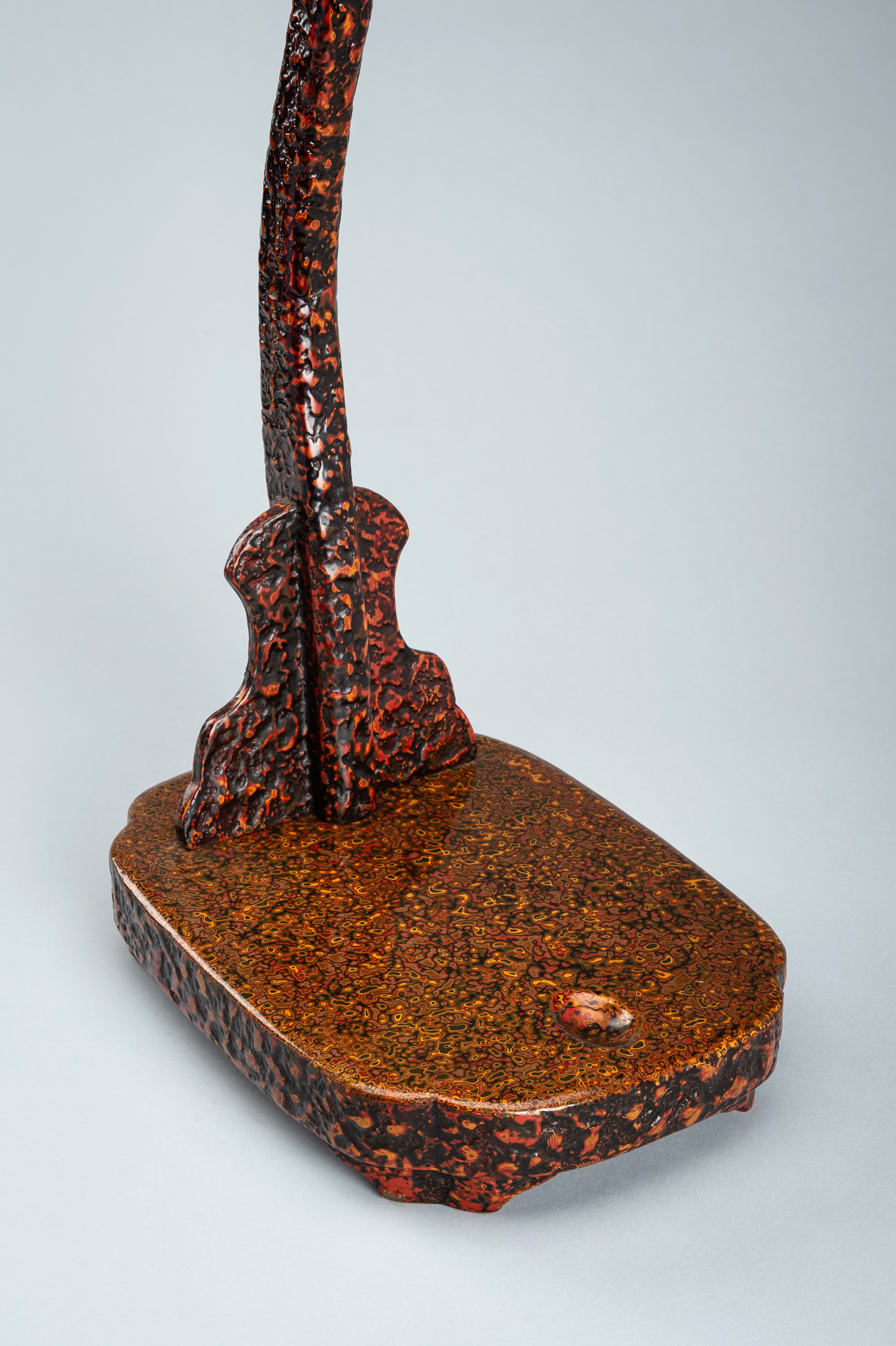 Lot 41 - A TSUGARU LACQUER TACHI KAKE (STAND FOR A