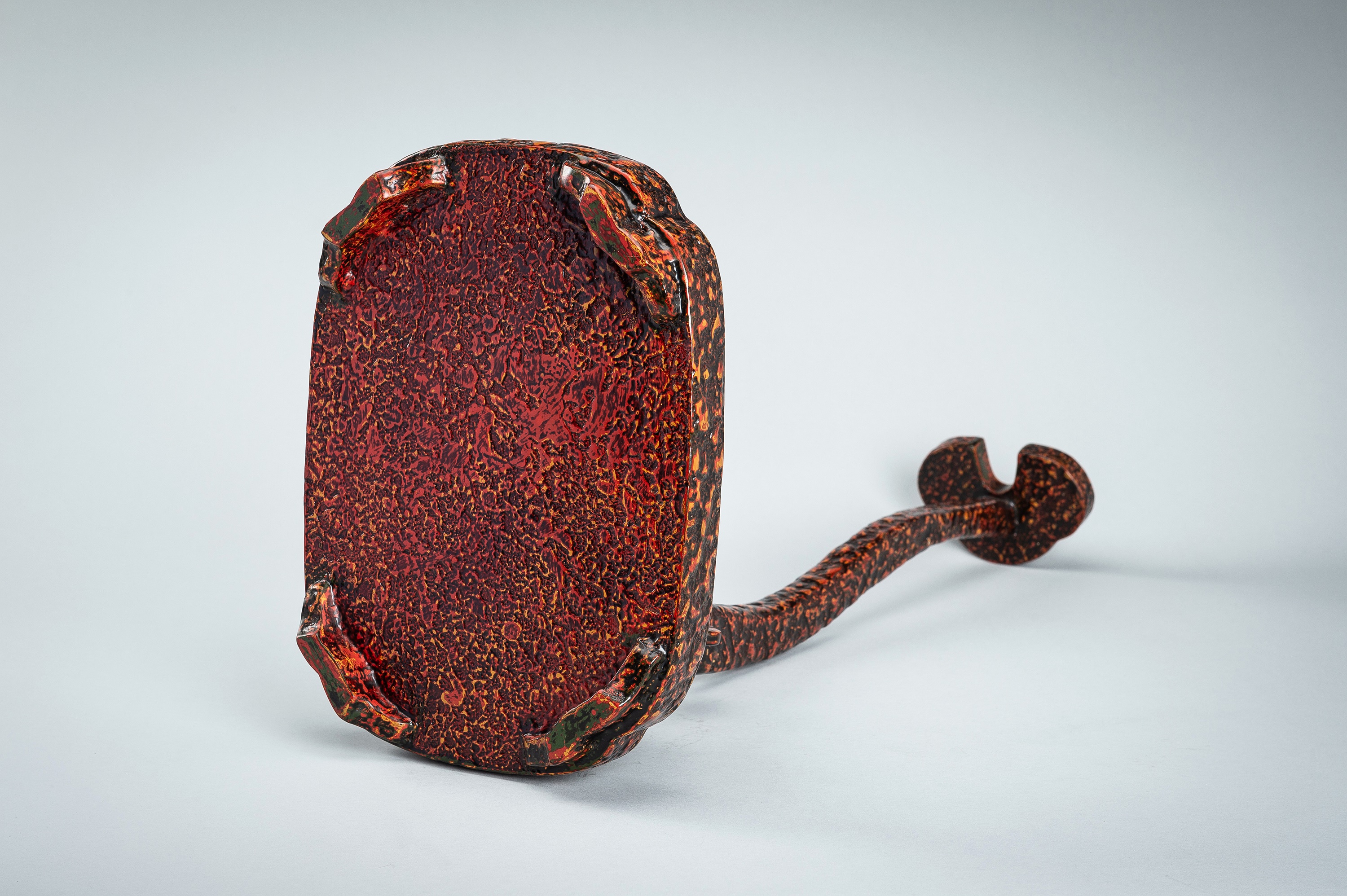 Lot 41 - A TSUGARU LACQUER TACHI KAKE (STAND FOR A