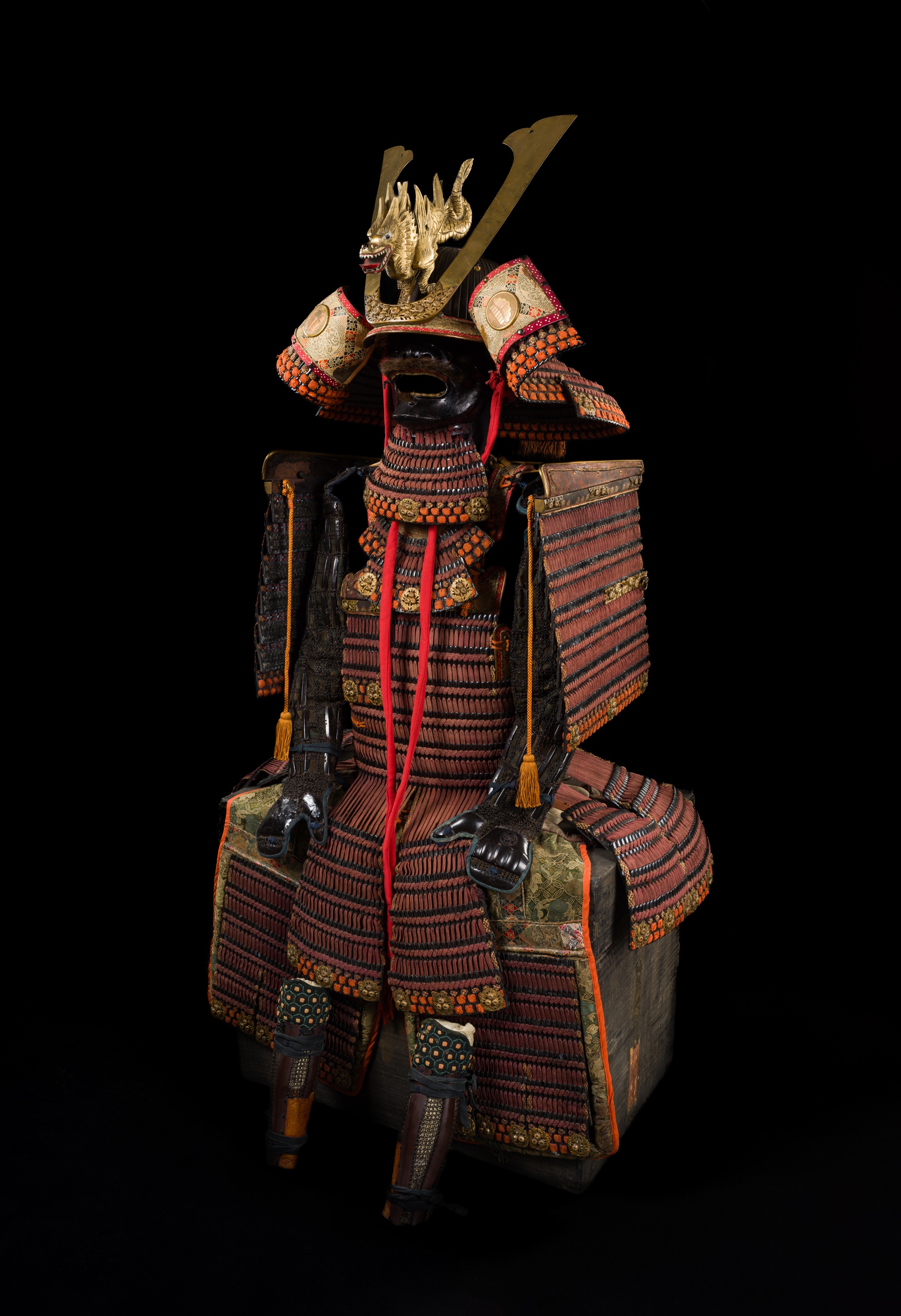 Lot 57 - AN O-YOROI (‘GREAT ARMOR’) WITH DRAGON