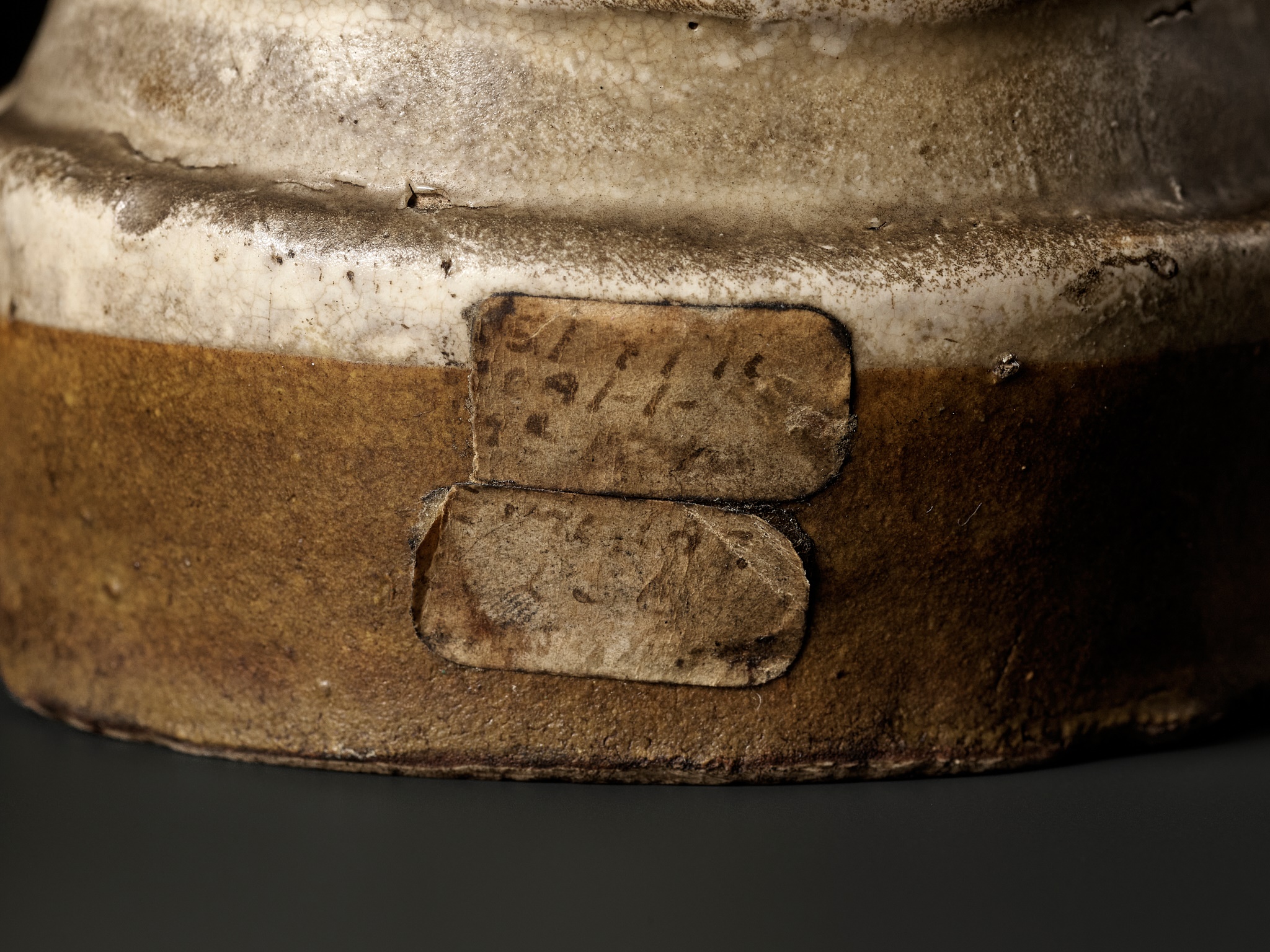 Lot 142 - A RARE AND IMPORTANT FIGURE OF SHOULAO, DING