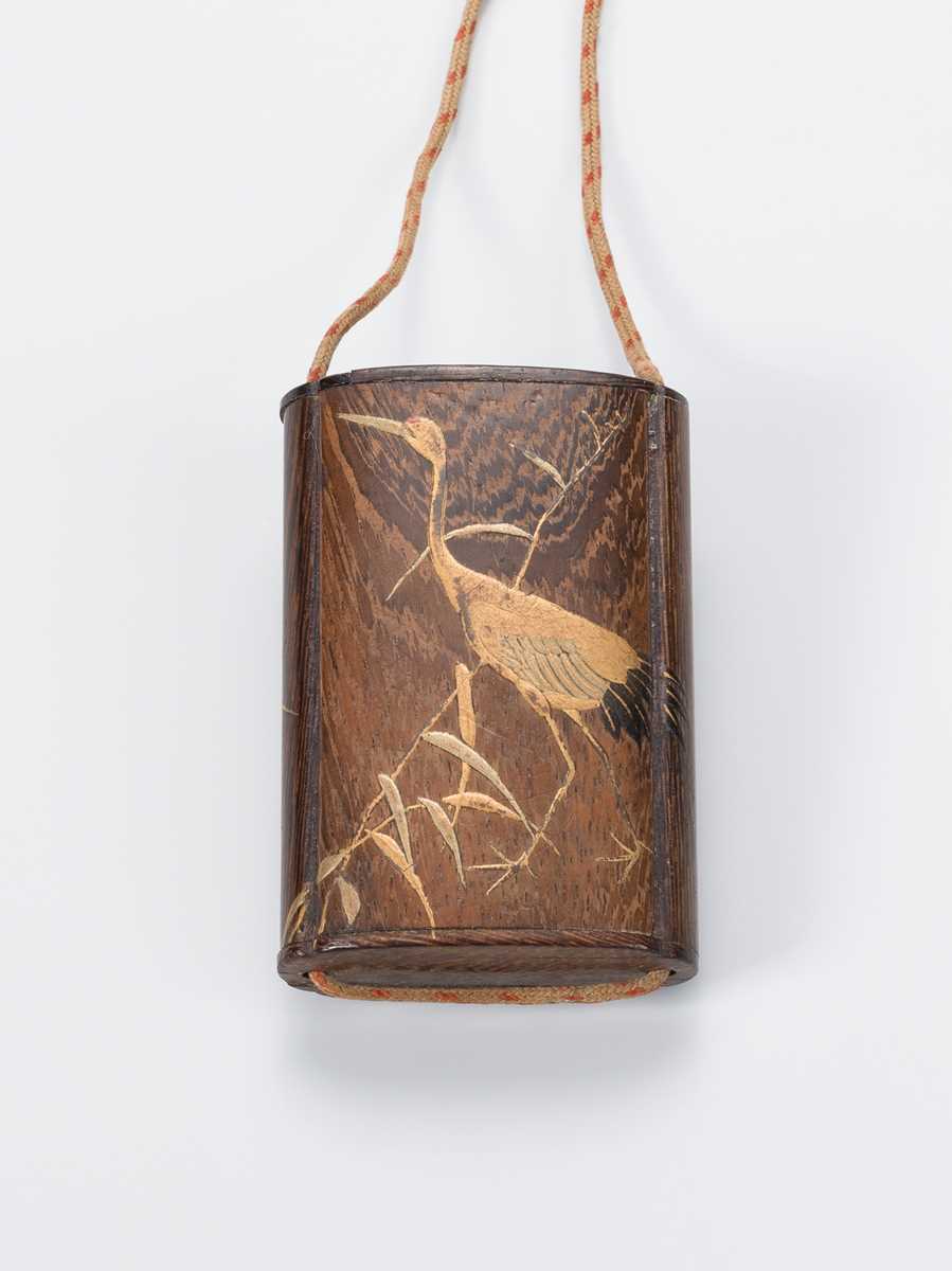 Lot 321 - A SIDE-OPENING WOOD INRO WITH SEED NETSUKE,