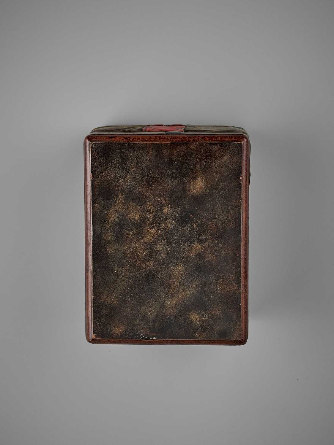 Lot 135 - TAIGYO YAMADA: A LACQUERED HINOKI WOOD BOX