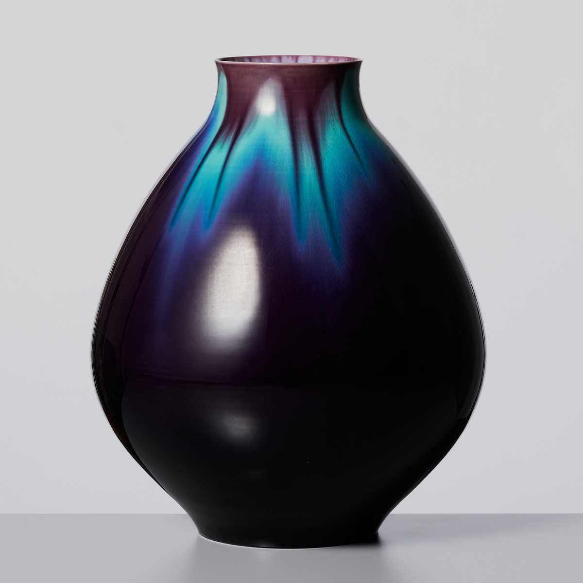 Lot 219 - TOKUDA YASOKICHI III: A FINE KUTANI GLAZED
