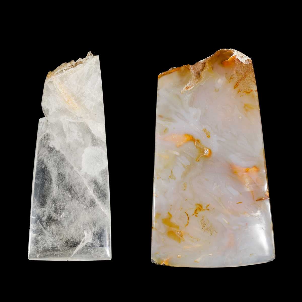 Lot 151 - AN AGATE AND A ROCK CRYSTAL CEREMONIAL AXE
