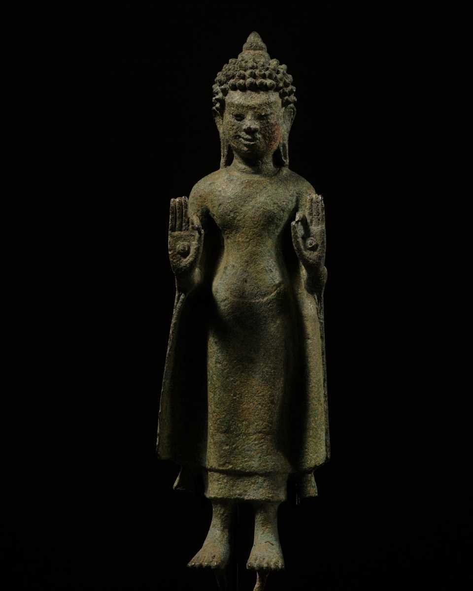 A BRONZE FIGURE OF BUDDHA, MON DVARAVATI STYLE