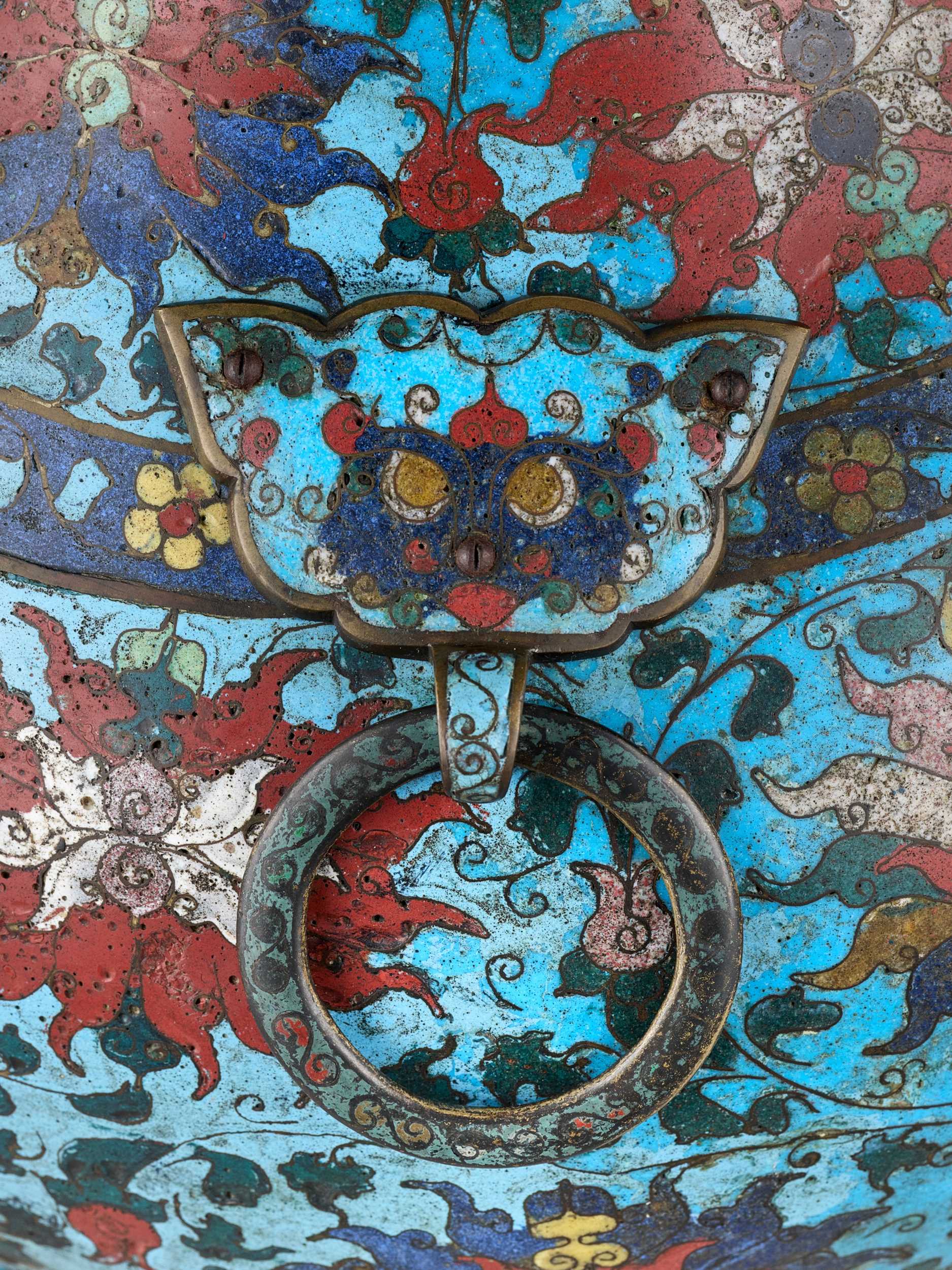Lot 1 - A VERY LARGE CLOISONNÉ HU, MING DYNASTY