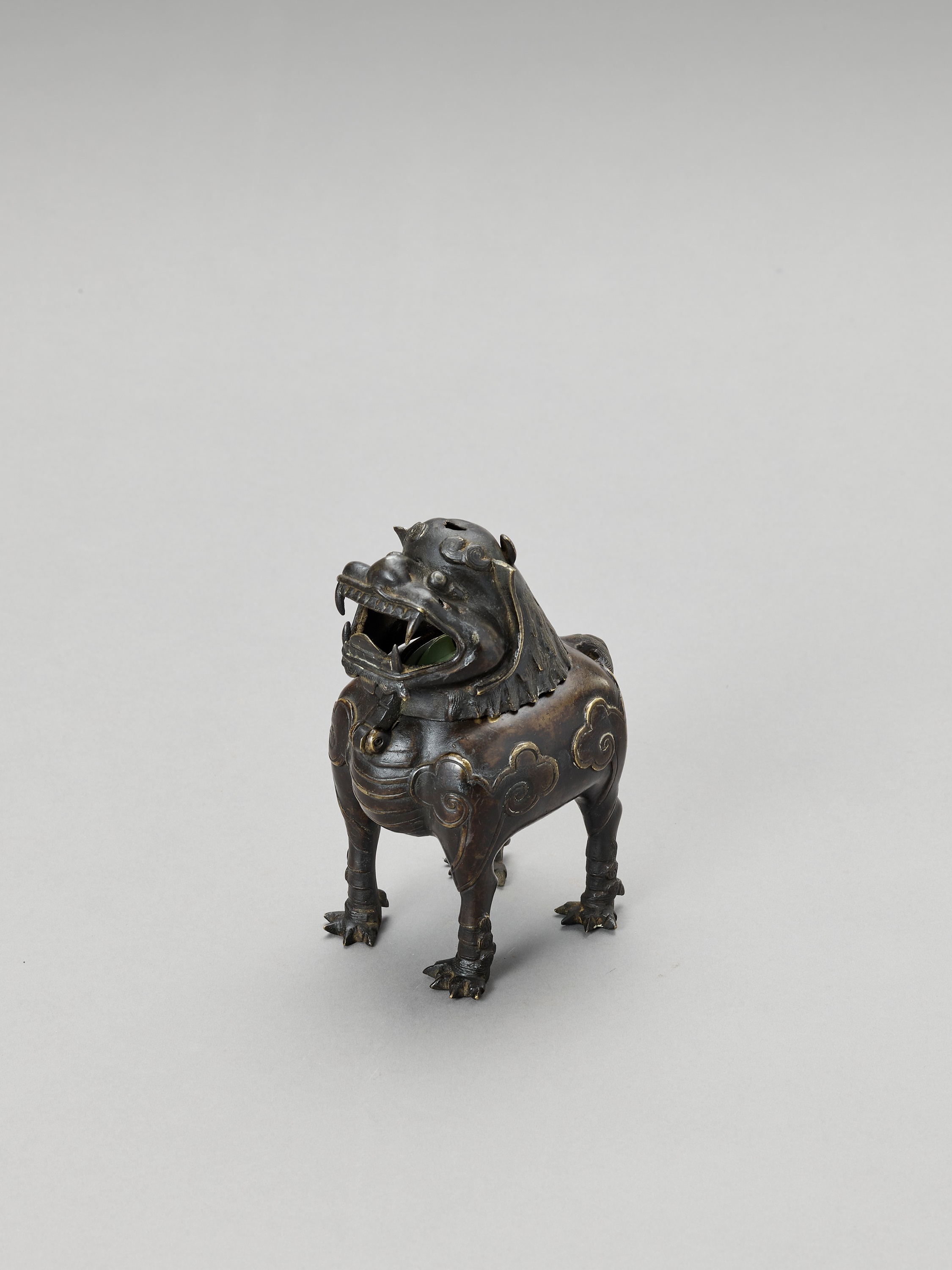 Lot 518 - A ‘LUDUAN’ BRONZE CENSER, 17TH CENTURY