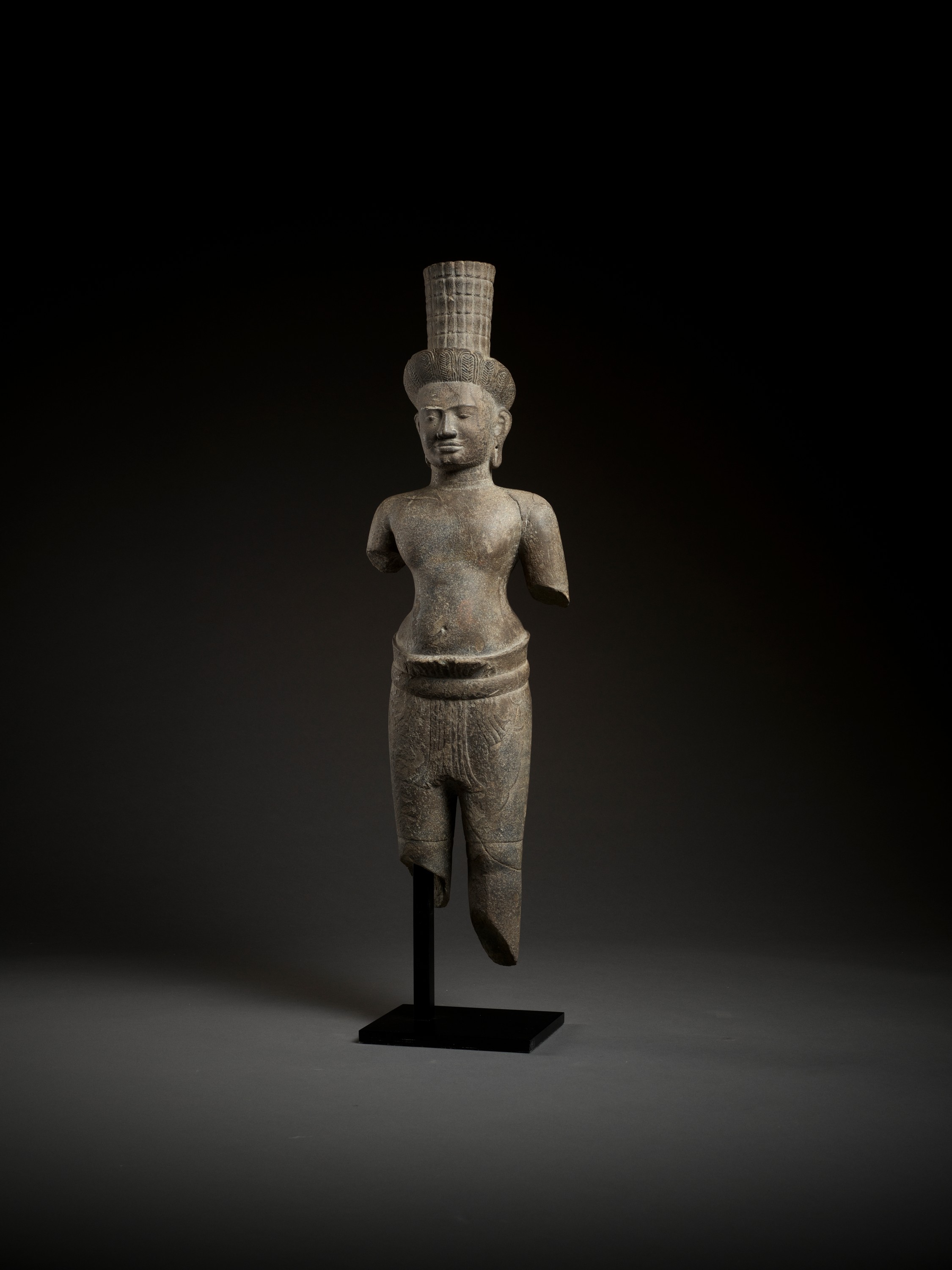 Lot 700 - A LARGE SANDSTONE FIGURE OF VISHNU,