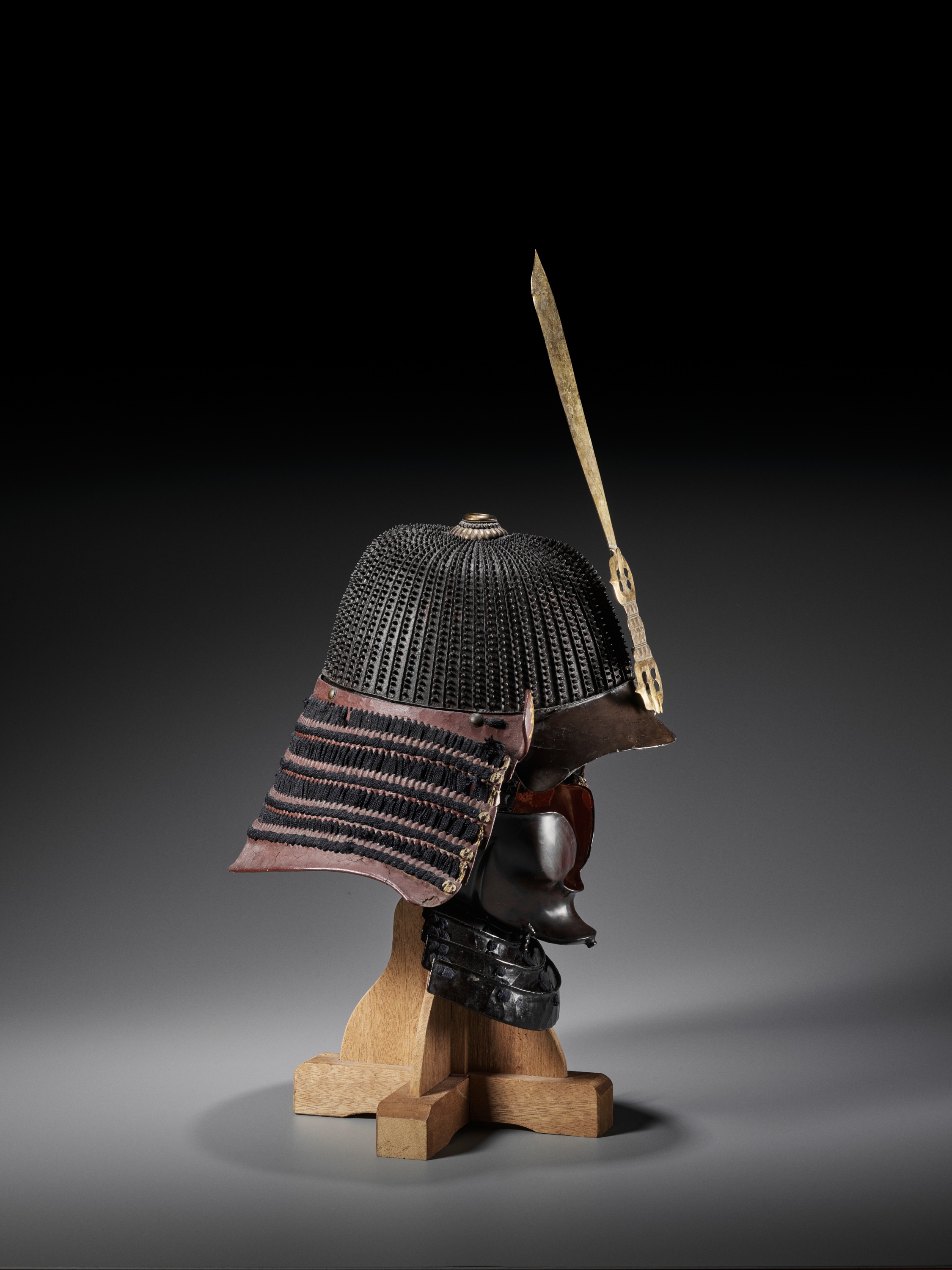 Lot 52 - AN IMPORTANT KO-BOSHI KABUTO (HELMET WITH